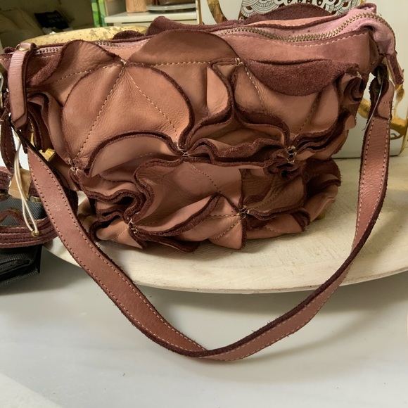 constanza Rota | Bags | Constanza Rota Italian Petal Pink Leather Bag ...